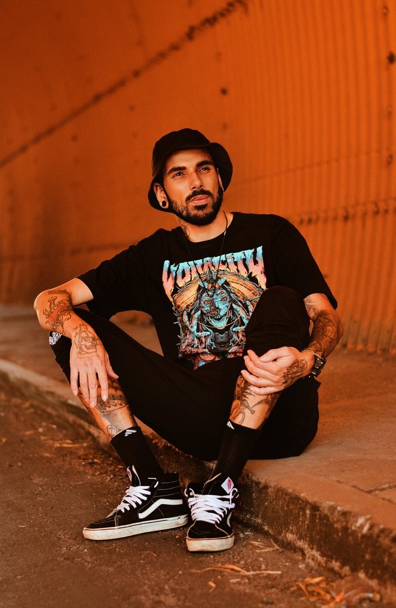 Press Bandmerch and own clothes – Dropmerch